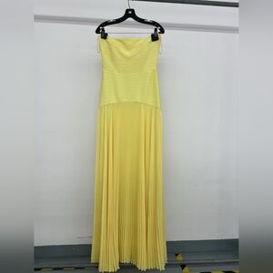 Alexis | Dresses | Sold Out | Poshmark